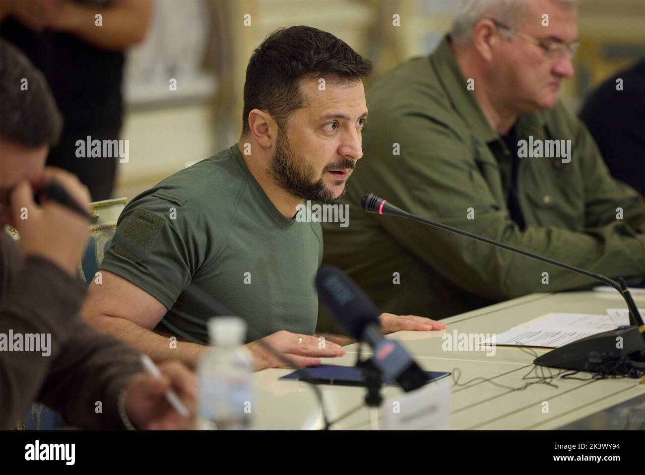 Catherine colonna french foreign hi-res stock photography and images ...