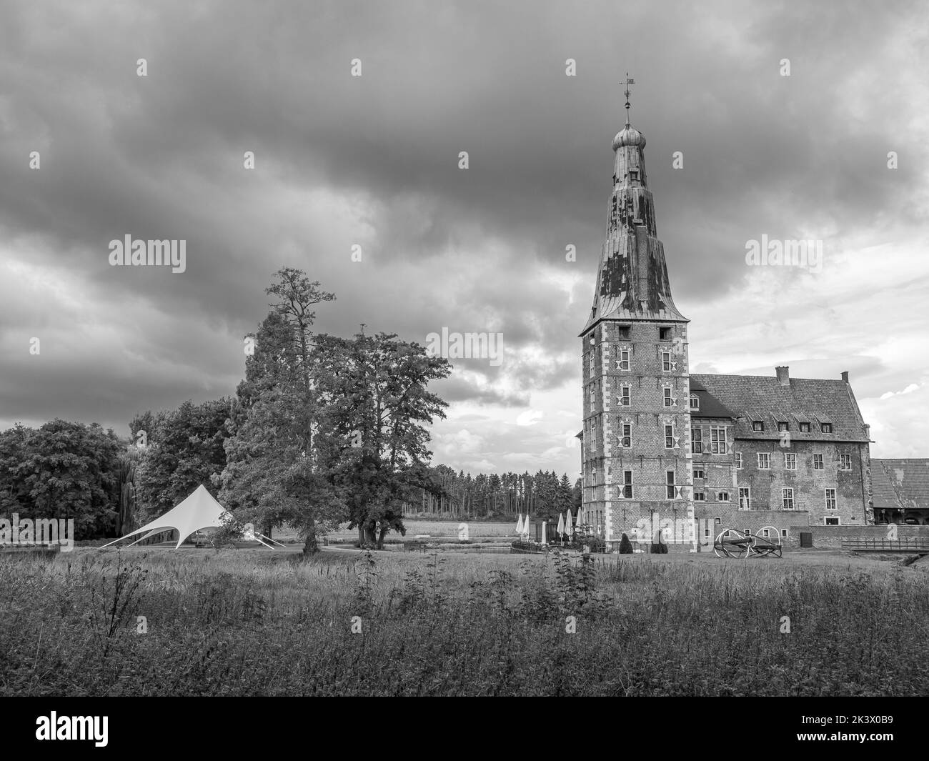 Raesfeld castle in germany Stock Photo - Alamy