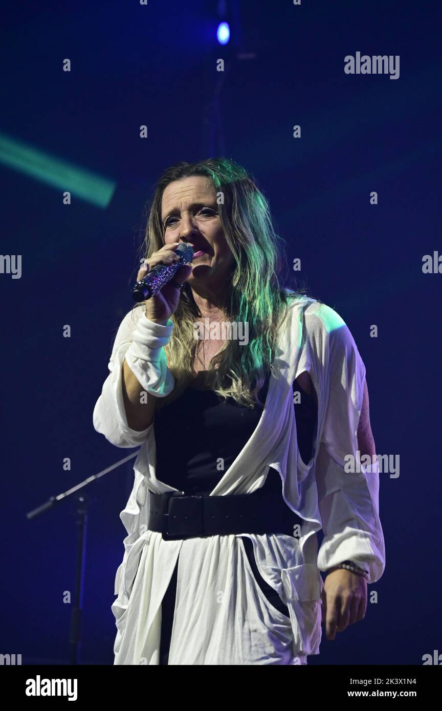 Daniela Ulrich aka Daniela Alfinito bei der "Für unsere Freunde" Tour ...