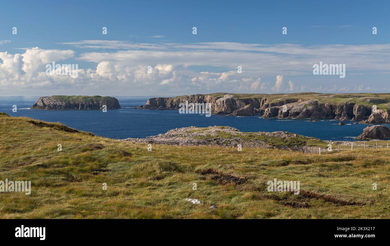 Sea View to Eilean Molach and Àird Mhòr Mhangarstaidh, Lewis, Isle of ...