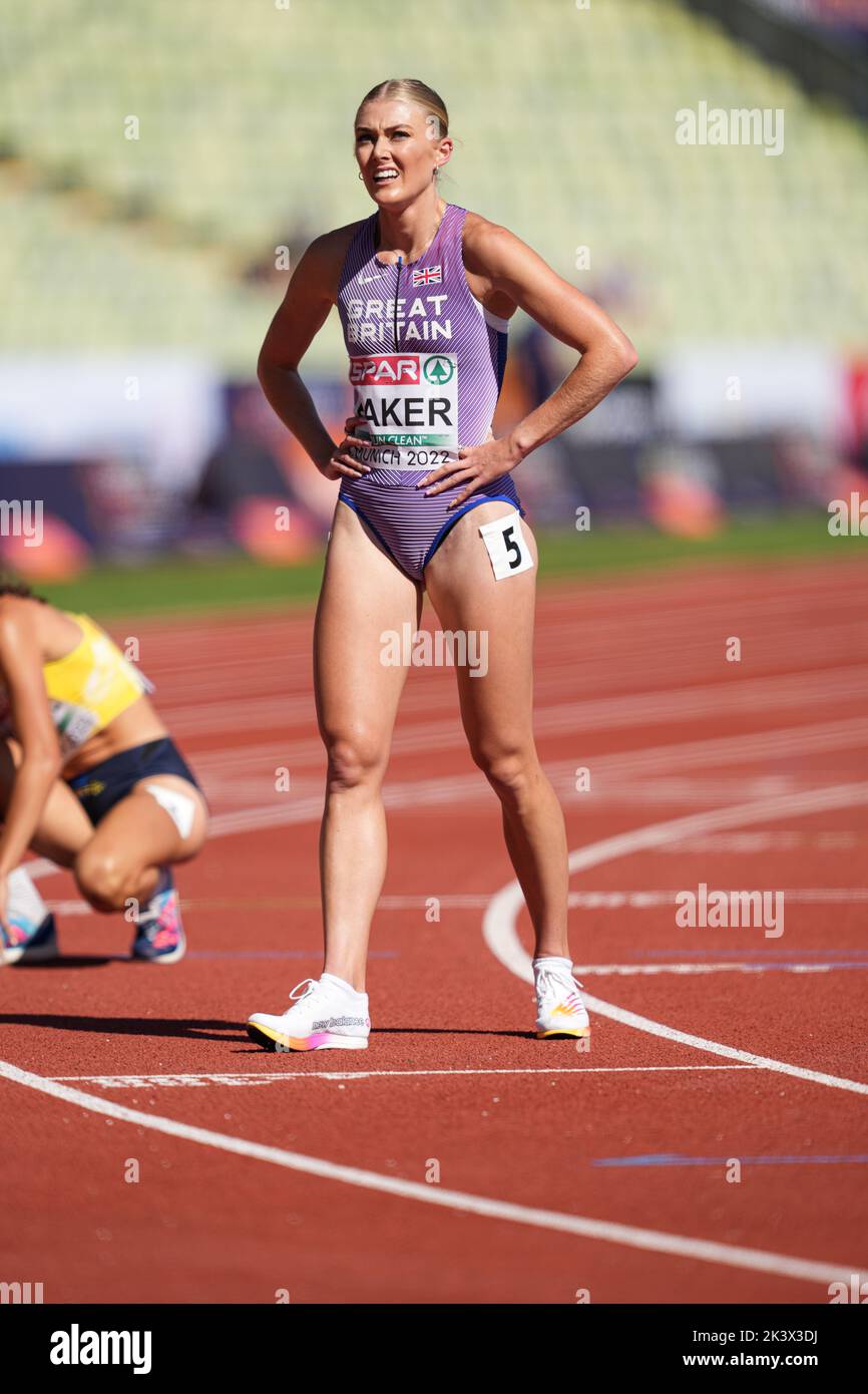 Ellie Baker participating in the 1500 meters of the European Athletics ...