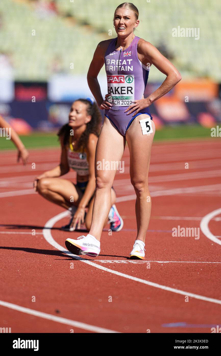 Ellie Baker participating in the 1500 meters of the European Athletics ...