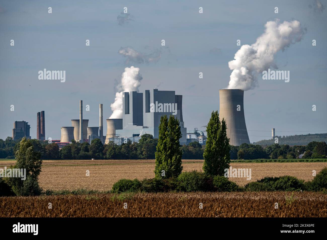 RWE's Neurath lignite-fired power plant, near Grevenbroich, Germany's ...