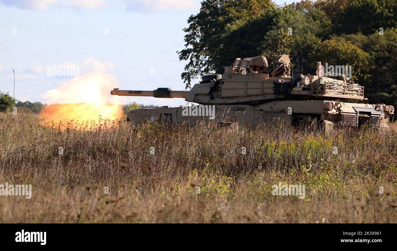 U.S Army troopers assigned to 3rd Armored Brigade Combat Team, 1st ...
