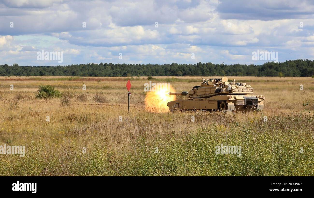 U.S Army troopers assigned to 3rd Armored Brigade Combat Team, 1st ...