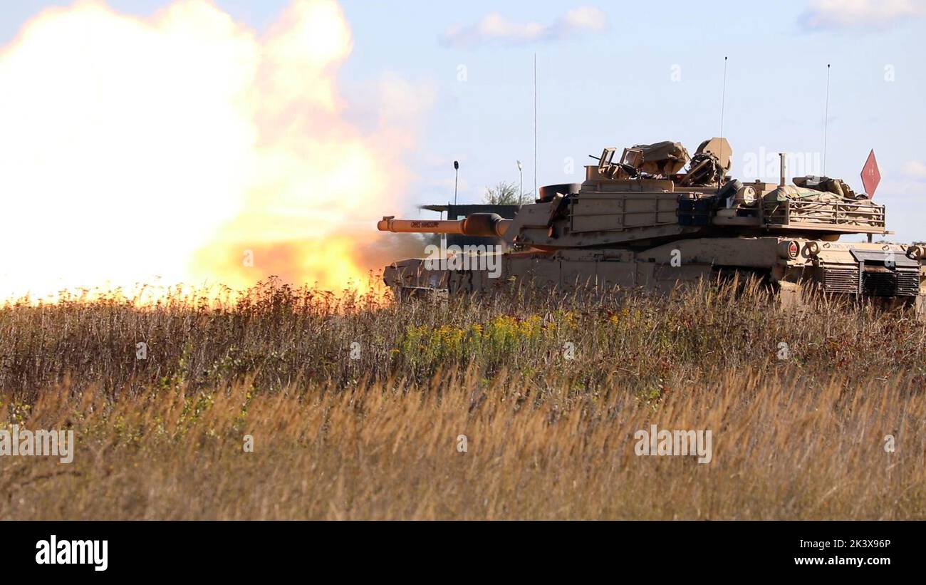 U.S Army troopers assigned to 3rd Armored Brigade Combat Team, 1st ...