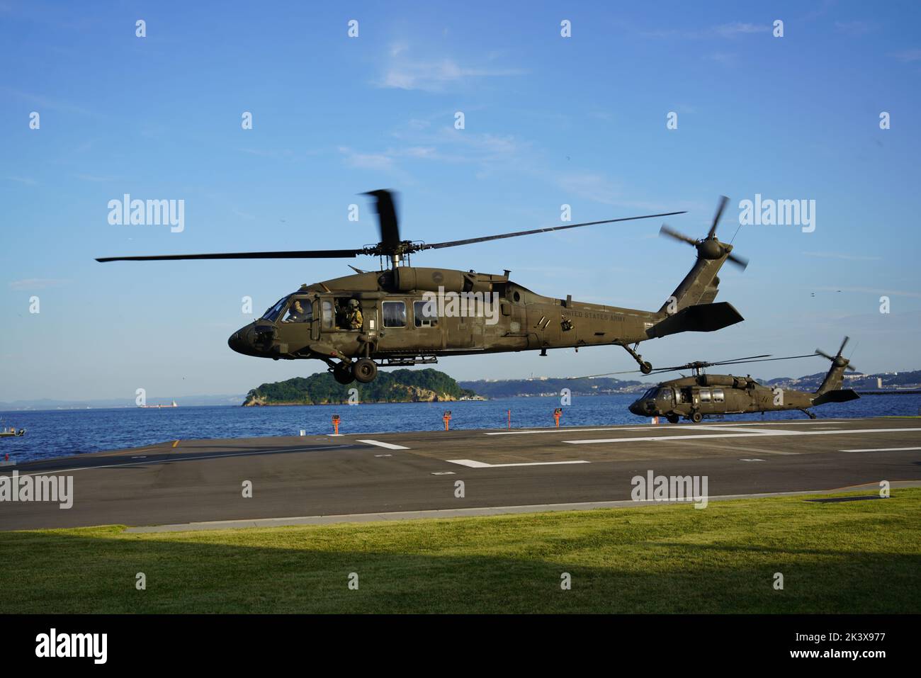 YOKOSUKA, Japan (Sept. 28, 2022) Vice President Kamala arrives onboard ...