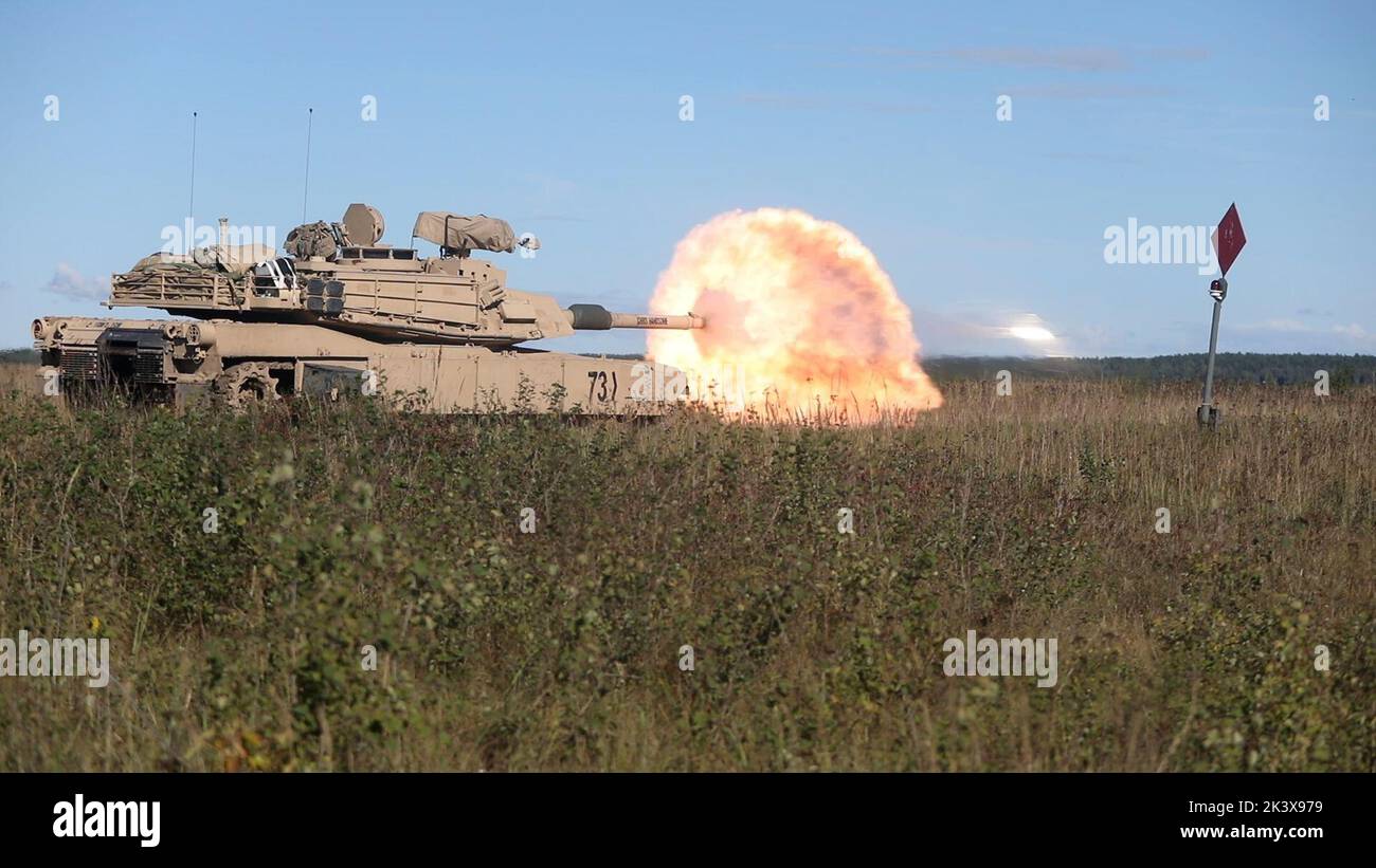 U.S Army troopers assigned to 3rd Armored Brigade Combat Team, 1st ...