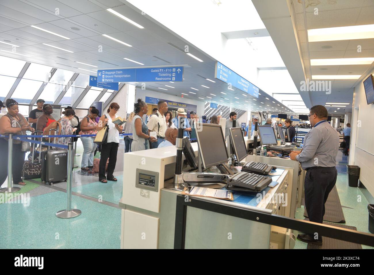 FORT LAUDERDALE, FL - SEPTEMBER 22, 2022: Hurricane Ian makes landfall ...