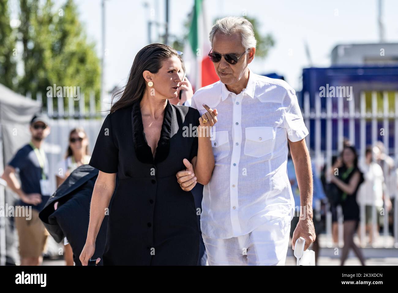 Andrea bocelli live images hi-res stock photography and images - Alamy