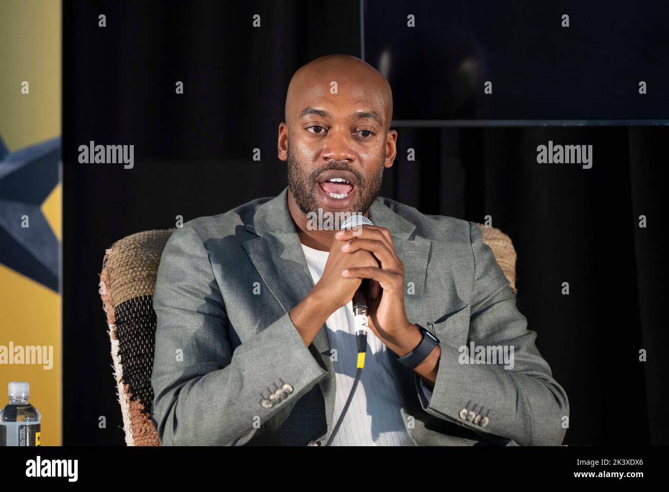Austin, TX, USA. 24th Sep, 2022. Host of ''Vultures Into Il'' podcast ... Austin, TX, USA. 24th Sep, 2022. Host of ''Vultures Into Il'' podcast ...