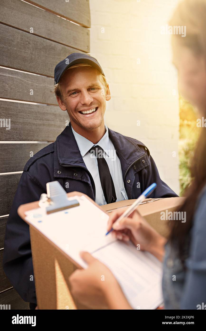 Delivery person home hi-res stock photography and images - Alamy