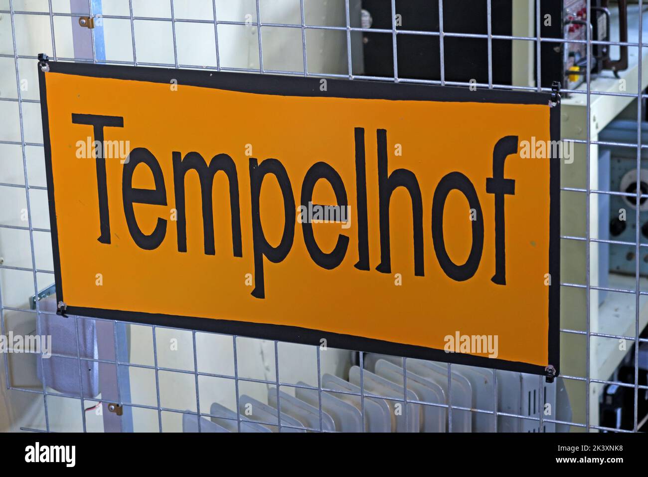 Germany berlin wall 1948 hi-res stock photography and images - Alamy
