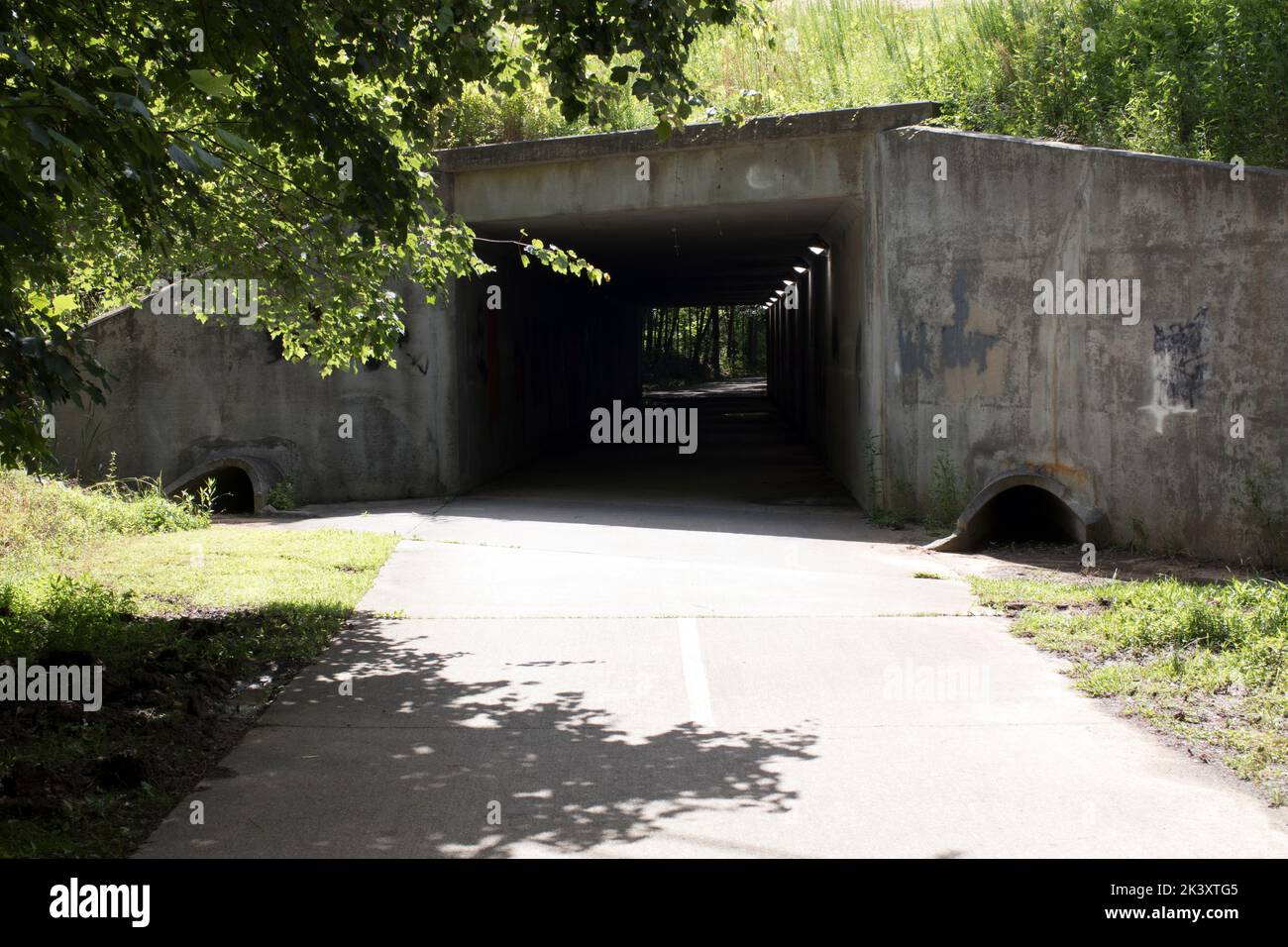 Silver Comet Trail 65 mile paved path Georgia USA concrete bridge ...
