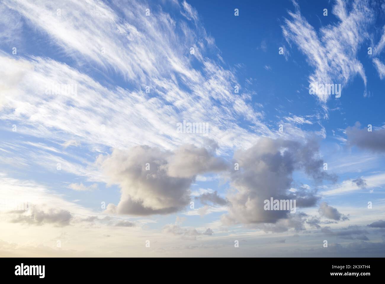 Blue skies sunset hi-res stock photography and images - Alamy