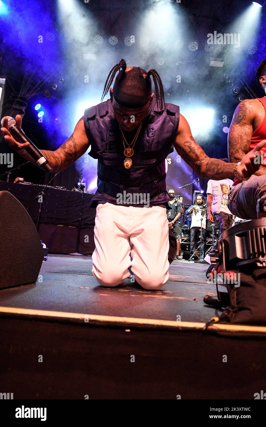 We love the 90s hi-res stock photography and images - Alamy