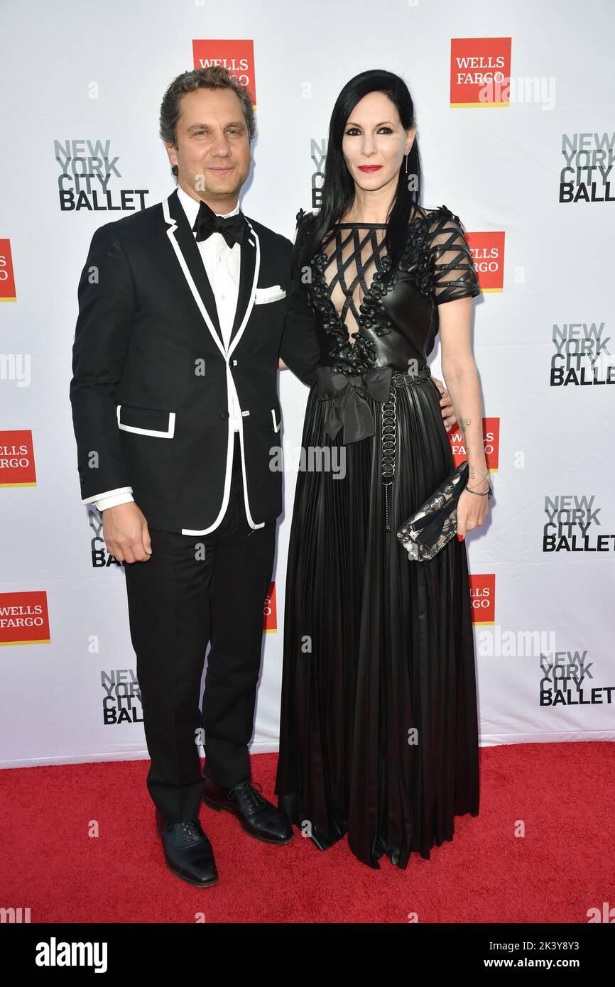 New York, NY, USA. 28th Sep, 2022. Harry Kargman, Jill Kargman at ...