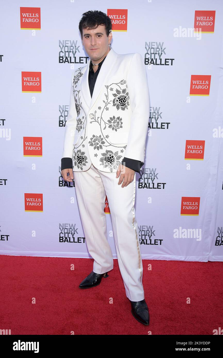Alejandro Gómez Palomo arrives at The New York City Ballet 2022 Fall ...
