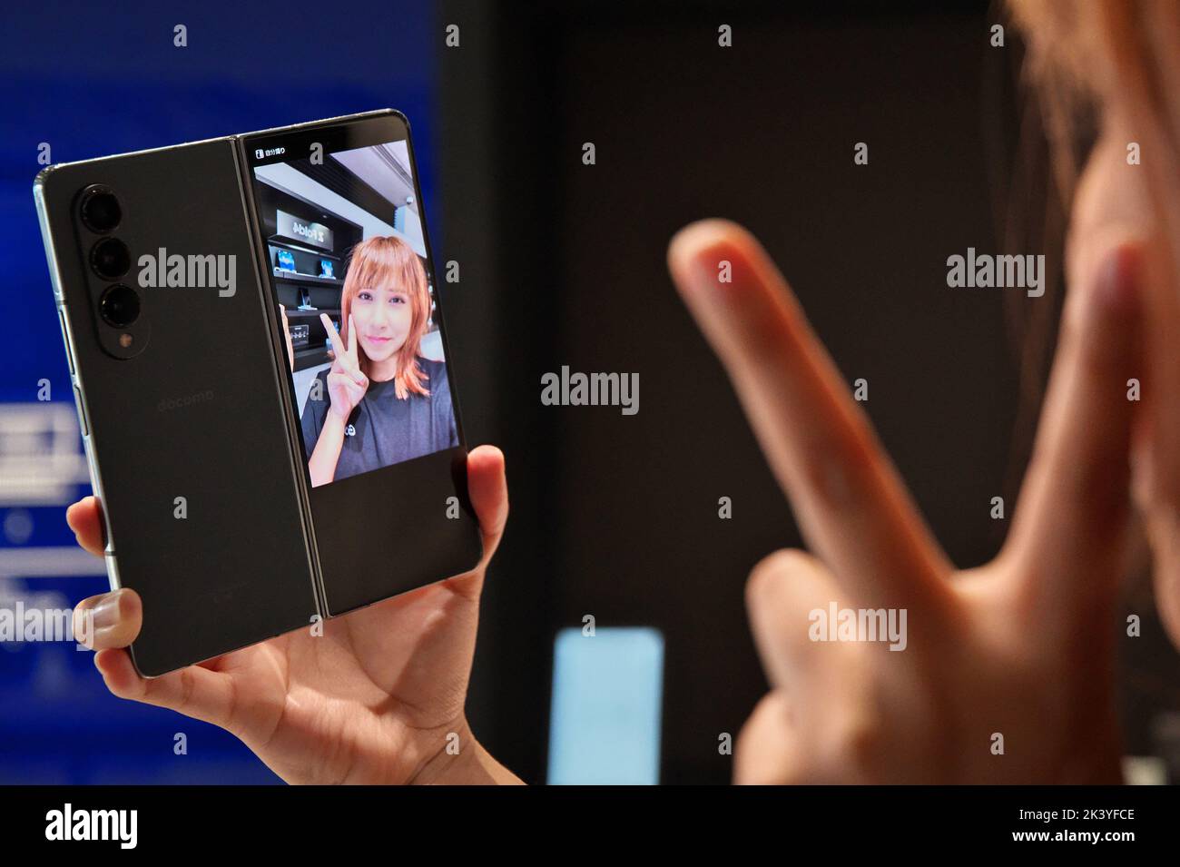 Tokyo, Japan. 29th Sep, 2022. A employees poses with a Galaxy Z Fold 4 ...