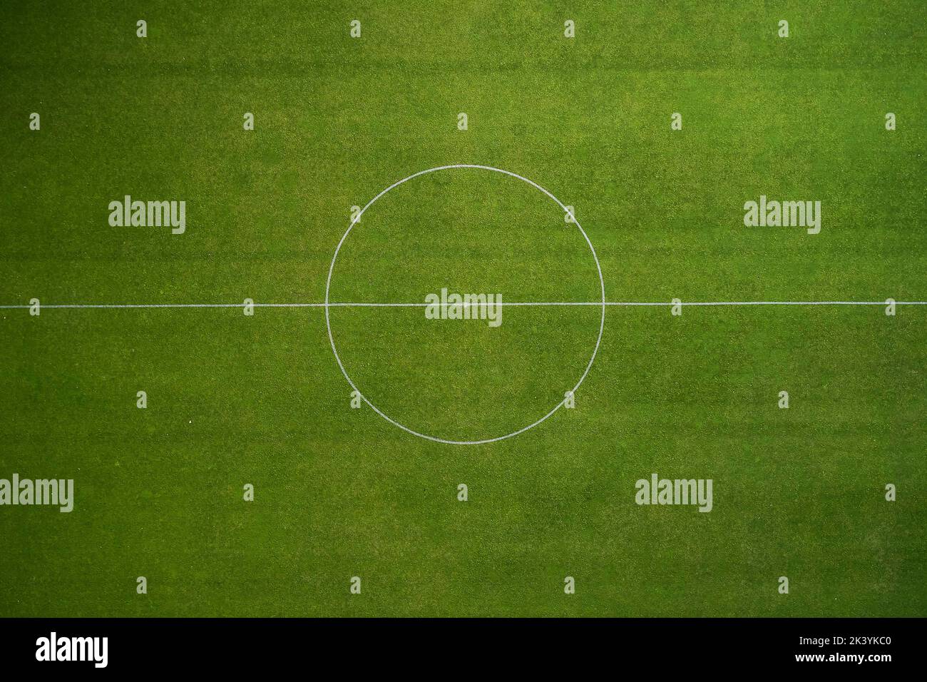 Field circle hi-res stock photography and images - Alamy