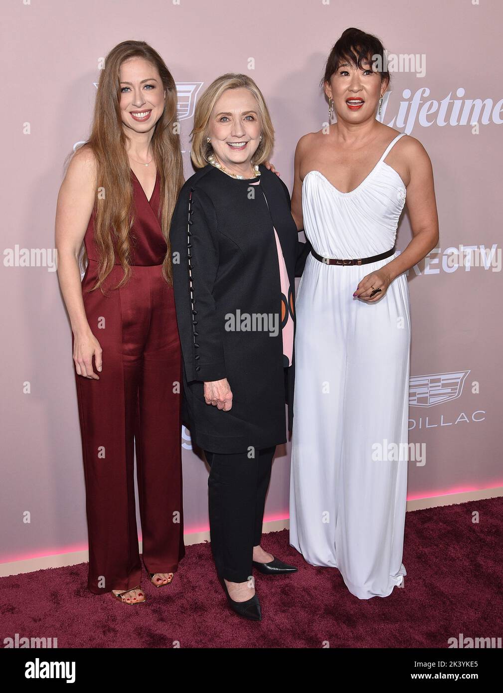 Chelsea Clinton, Hillary Clinton and Sandra Oh arriving to Variety's ...