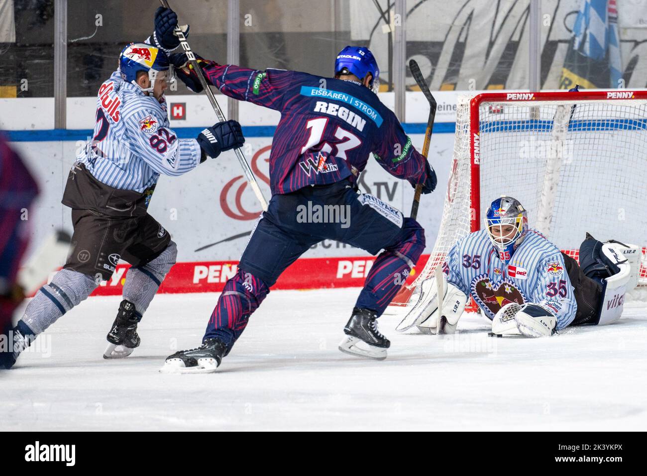 Regin peter hi-res stock photography and images - Alamy