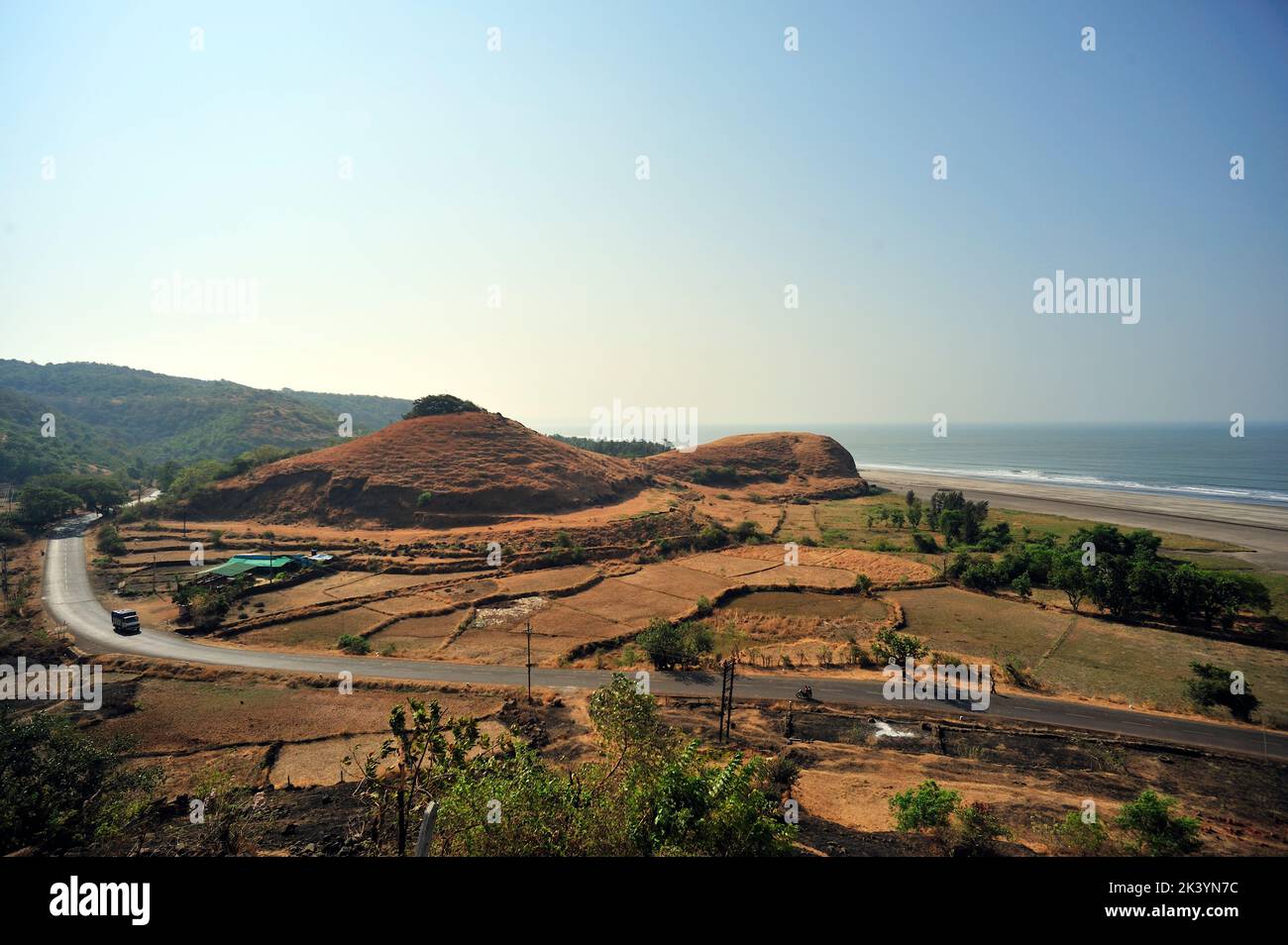 Two small hills hi-res stock photography and images - Alamy