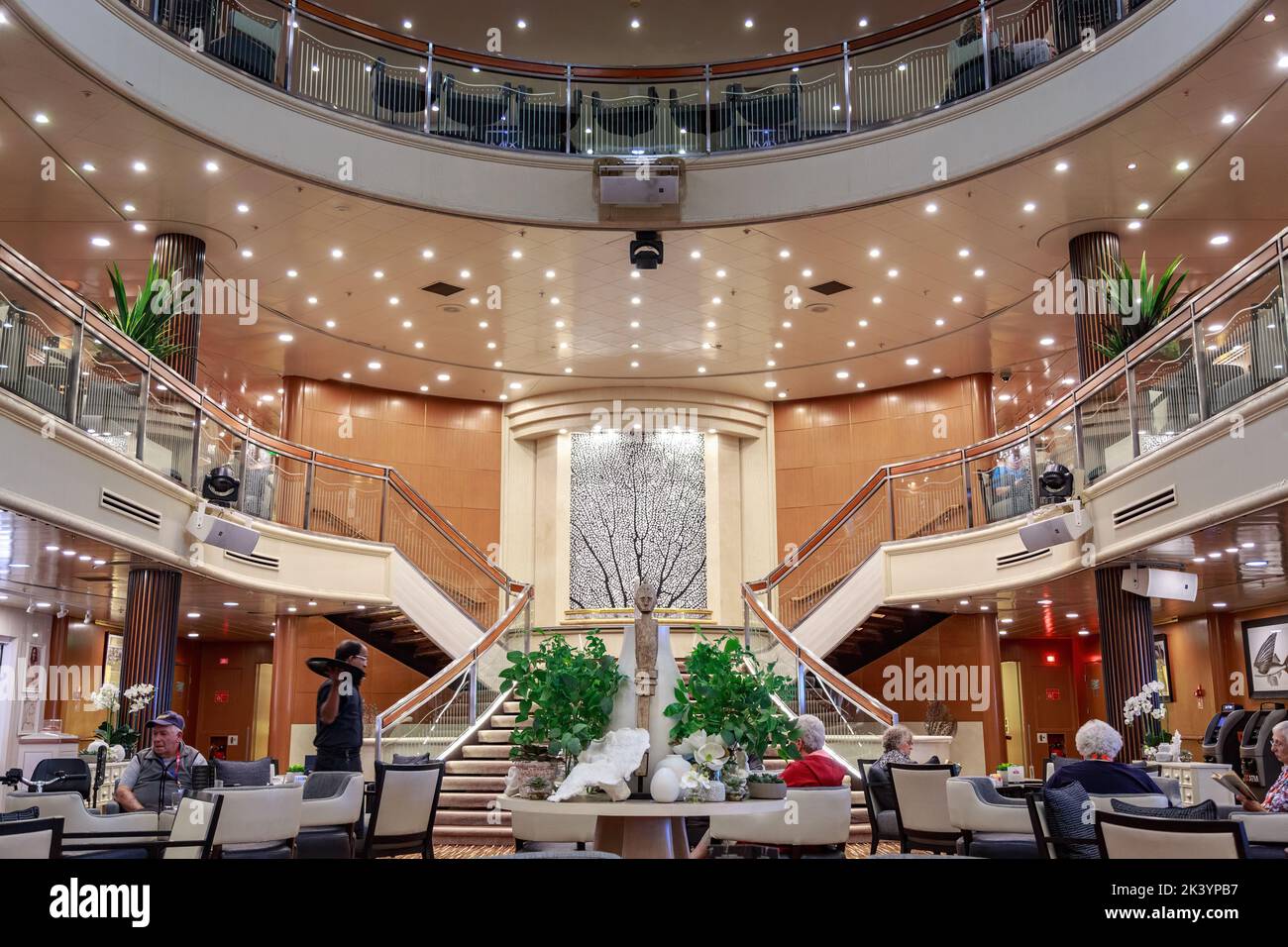The interior of a cruise ship. A view of the atrium of the P&O liner ...