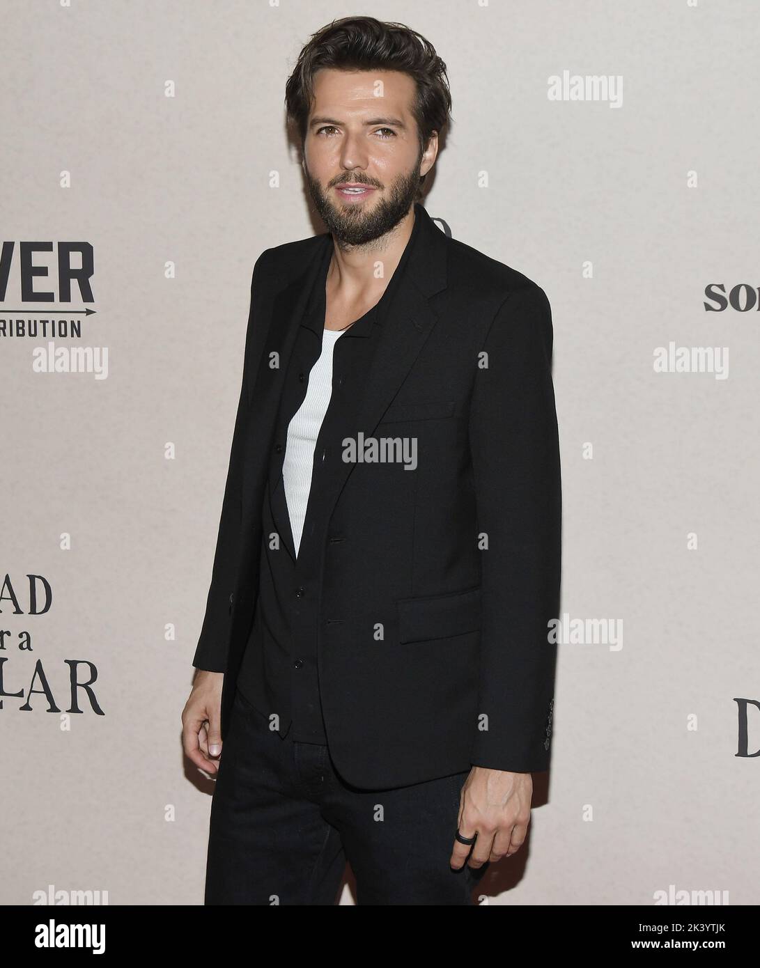 Los Angeles, USA. 28th Sep, 2022. Guy Burnet arrives at the DEAD FOR A ...