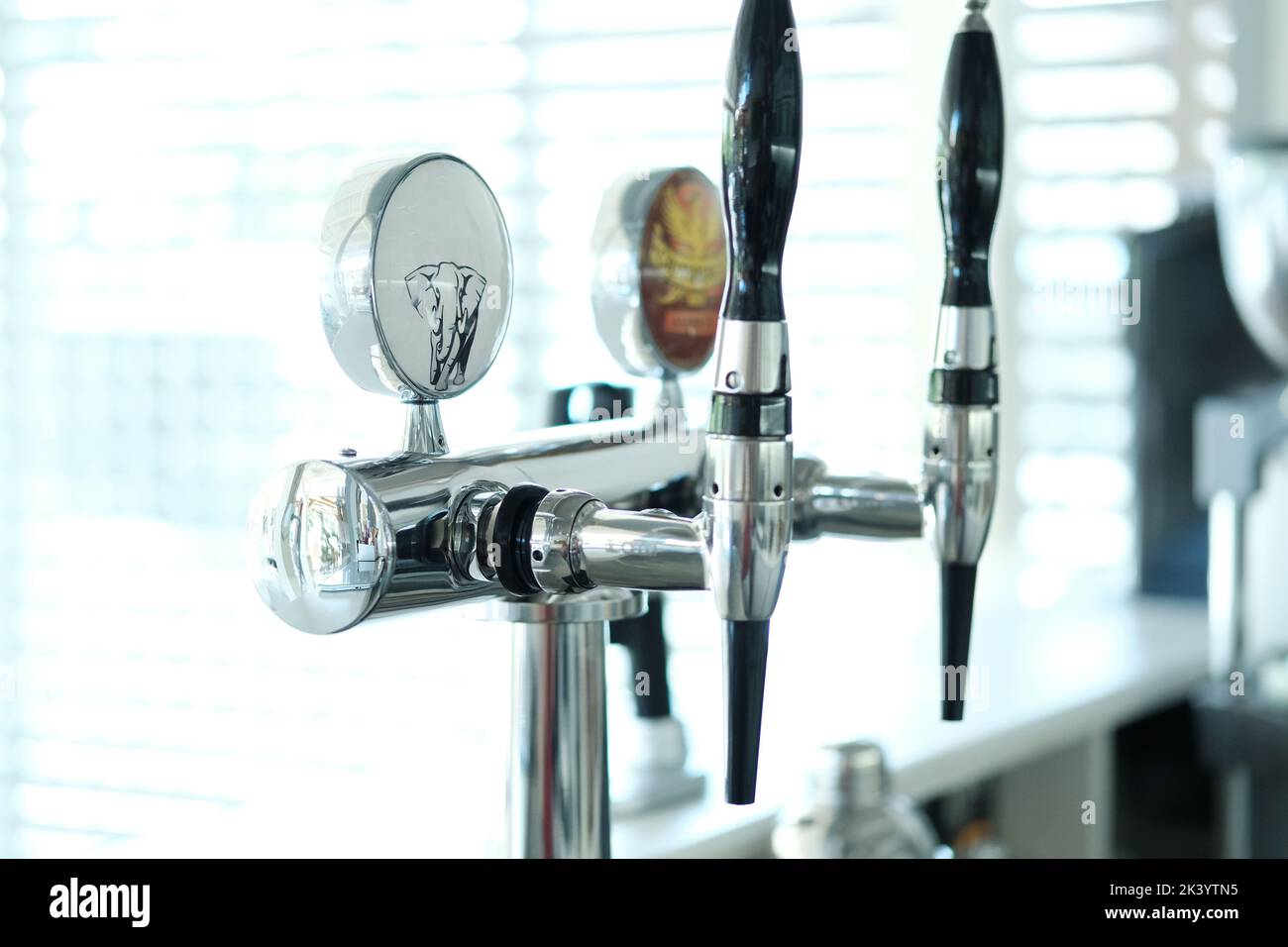 Beer dispenser head Stock Photo - Alamy
