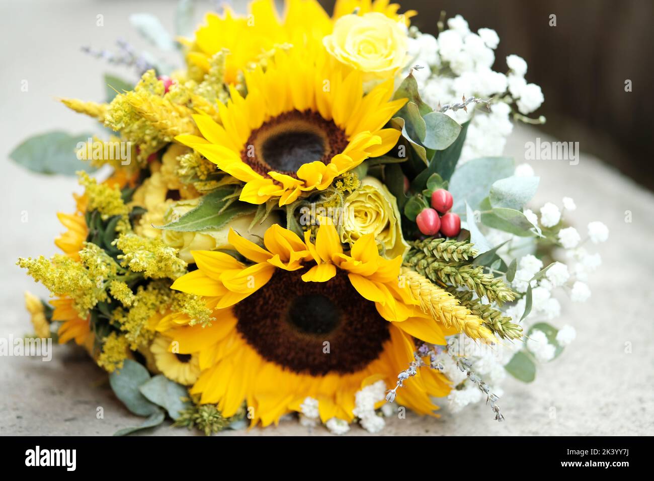 Sunflower arrangement closeup Stock Photo - Alamy