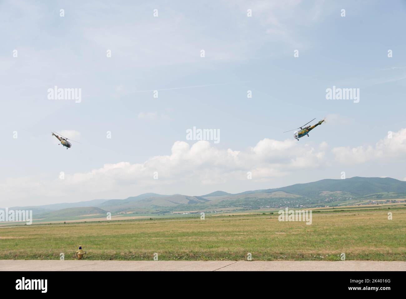 Military helicopter flying over forest hi-res stock photography and ...