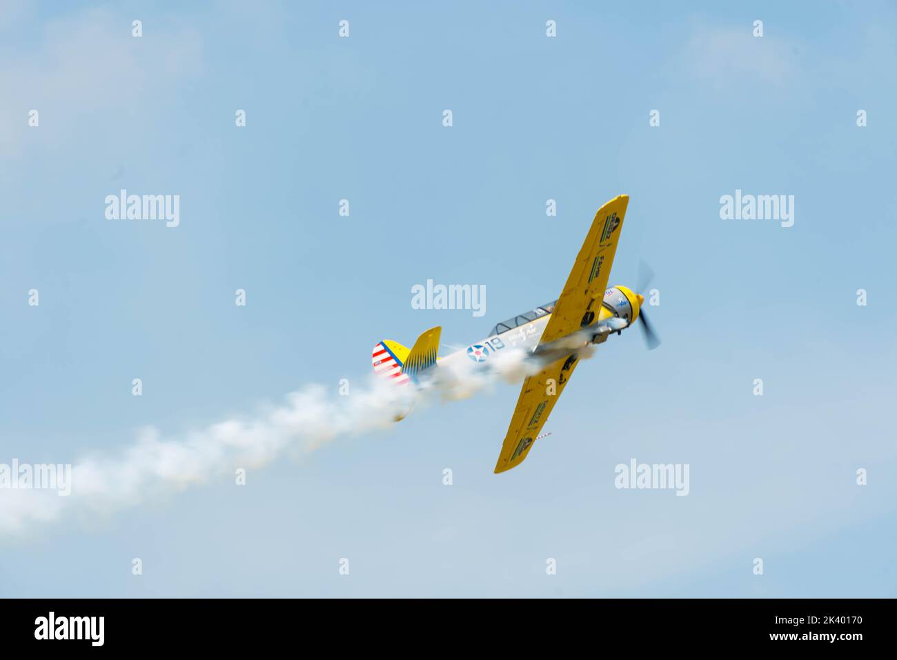 Yellow propeller hi-res stock photography and images - Alamy