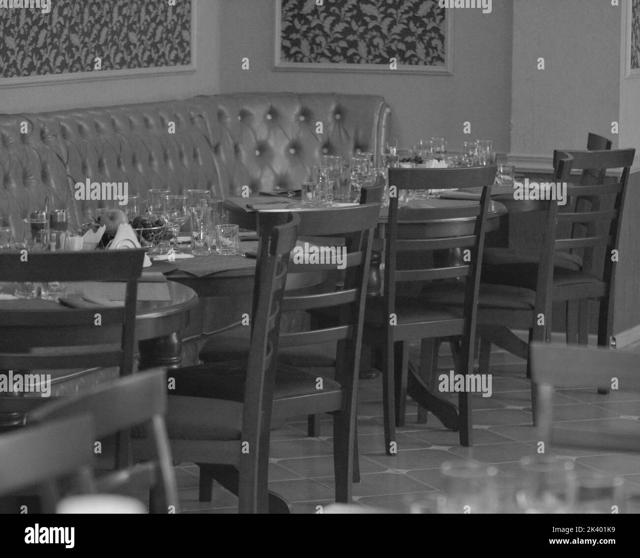 Modern elegant chairs Black and White Stock Photos & Images - Alamy