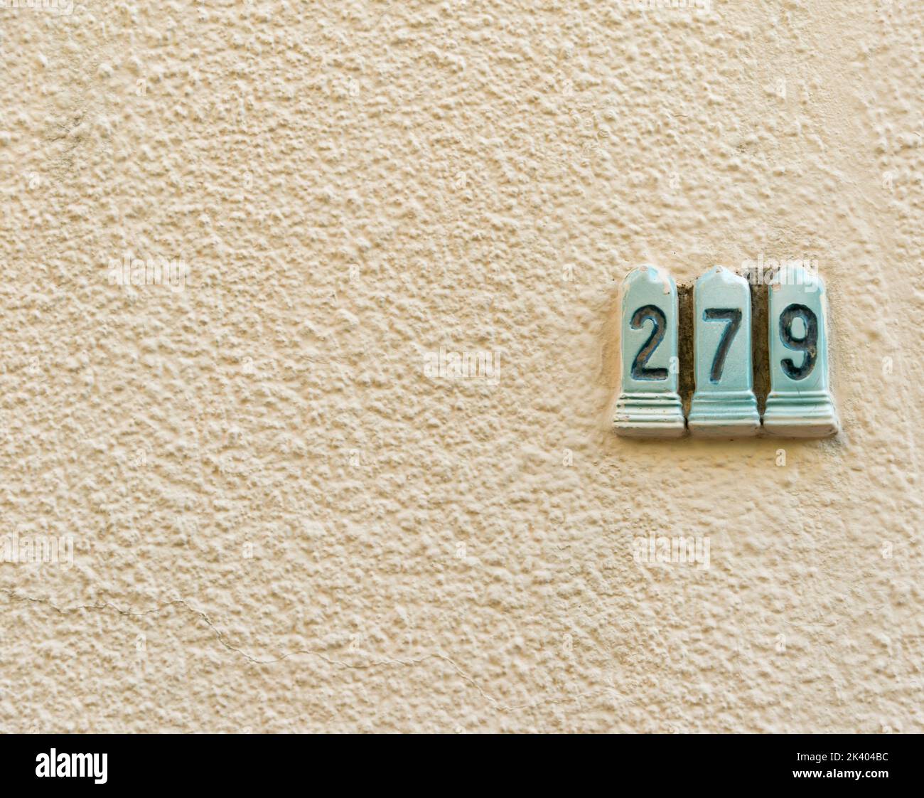 Number 279 on the facade of a building Stock Photo - Alamy