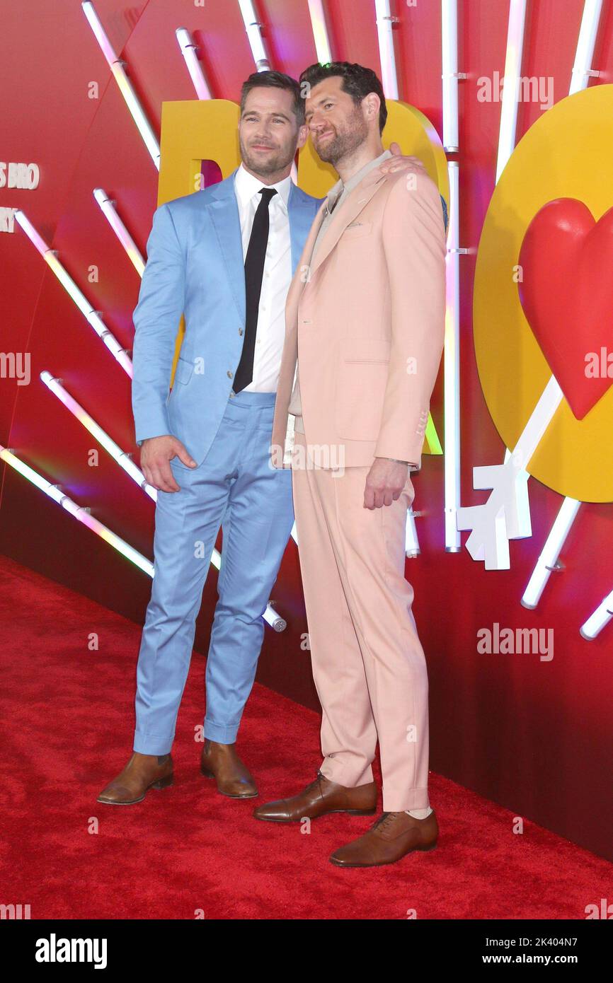 Los Angeles, CA. 28th Sep, 2022. Luke Macfarlane, Billy Eichner at ...