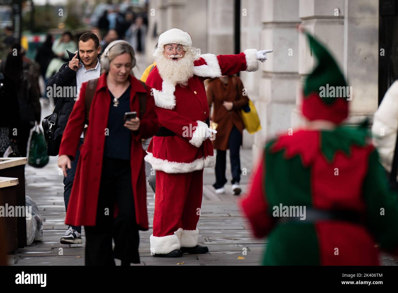 Hamleys christmas toy showcase hamleys hi-res stock photography and ...