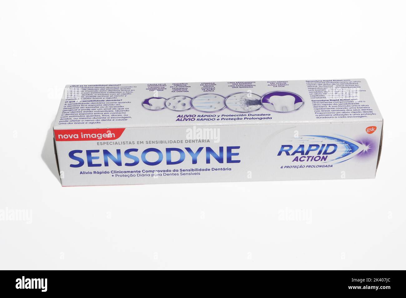 Sensodyne pasta de dientes 75 ml Rapid Action Stock Photo - Alamy