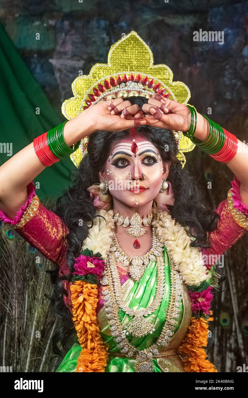 Agomoni look hi-res stock photography and images - Alamy