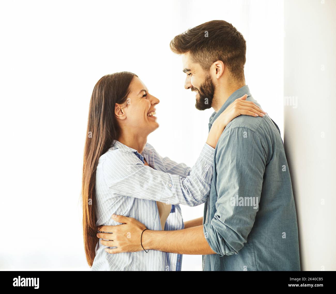 Romantic boyfriend and girlfriend hi-res stock photography and images ...