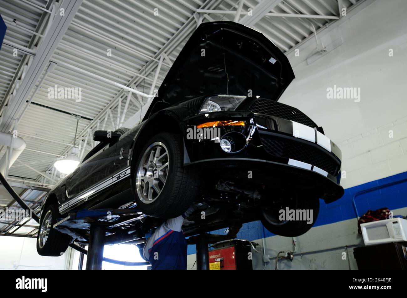 Photo of service station hi-res stock photography and images - Alamy