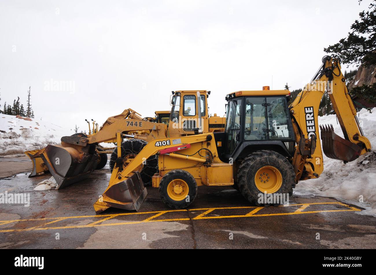 Tractor with front fork hi-res stock photography and images - Alamy