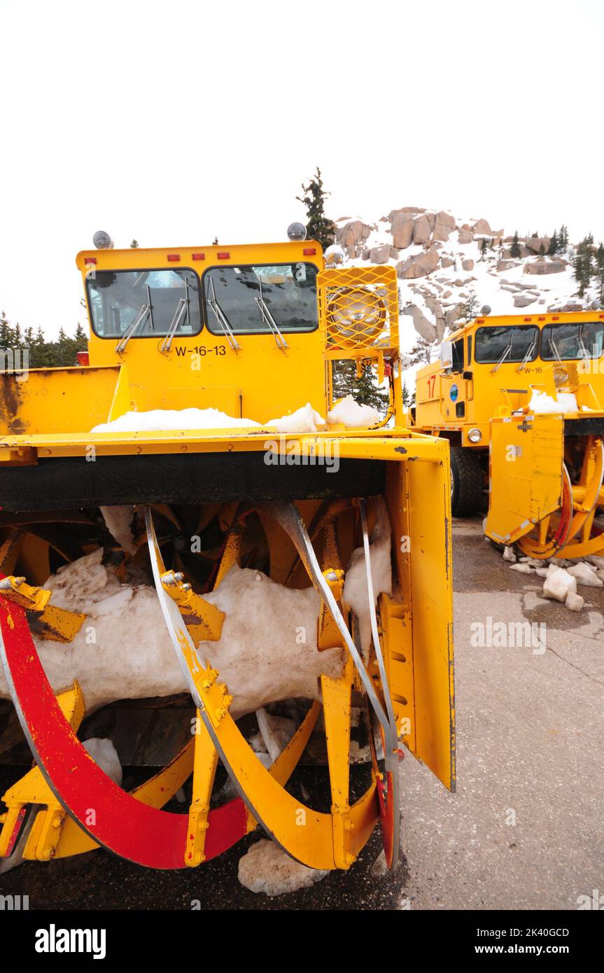 Modern mini yellow excavator hi-res stock photography and images - Alamy