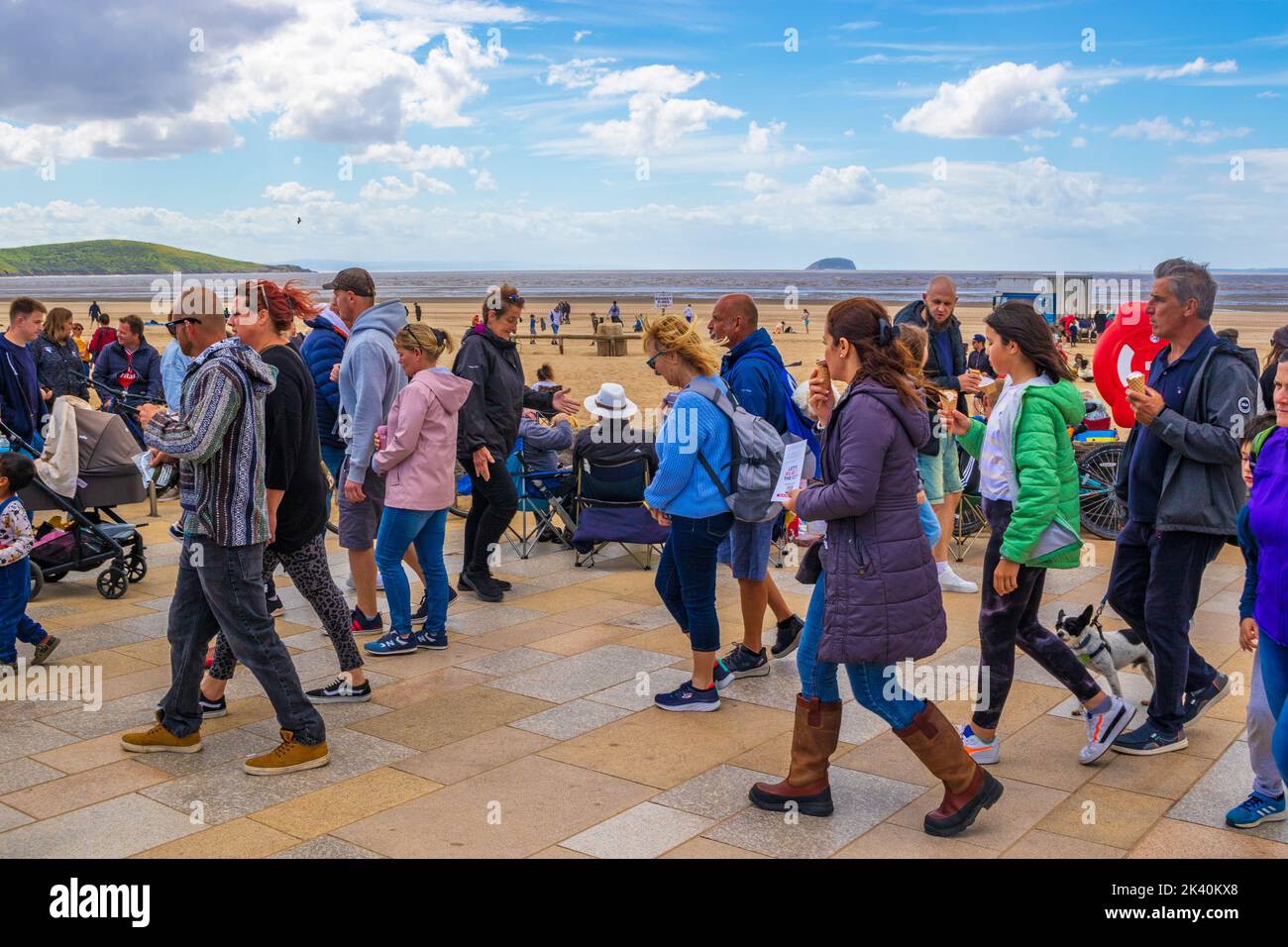 View of crowded Seafront Promenade at Weston-super-Mare beachhead ...