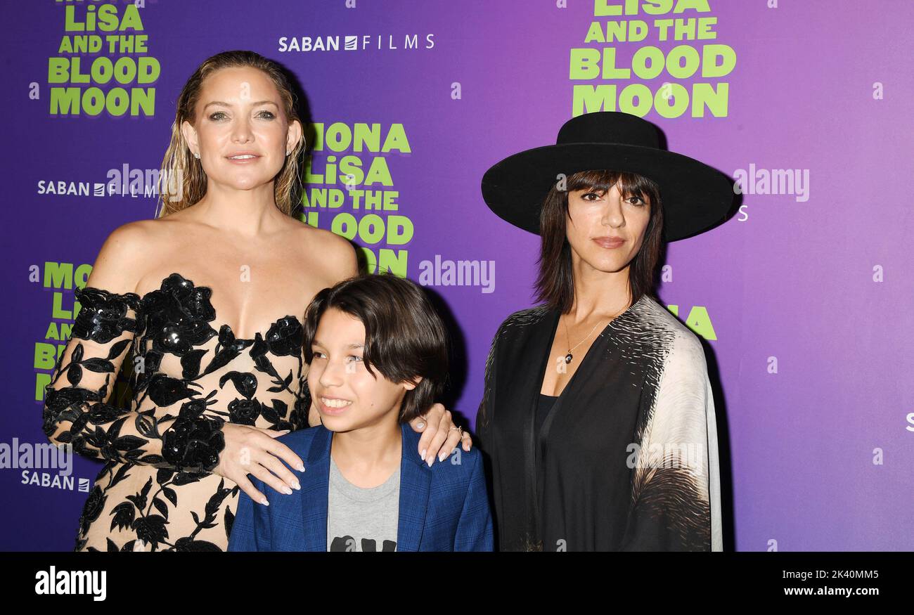 Hollywood, Ca. 28th Sep, 2022. (L-R) Kate Hudson, Evan Whitten and ...