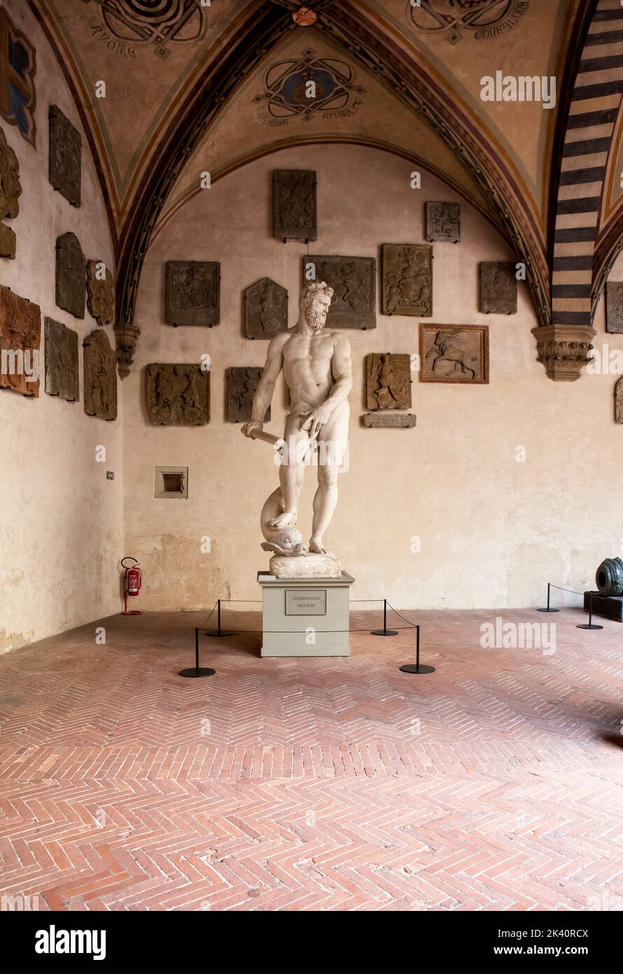 Oceanus giambologna hi-res stock photography and images - Alamy