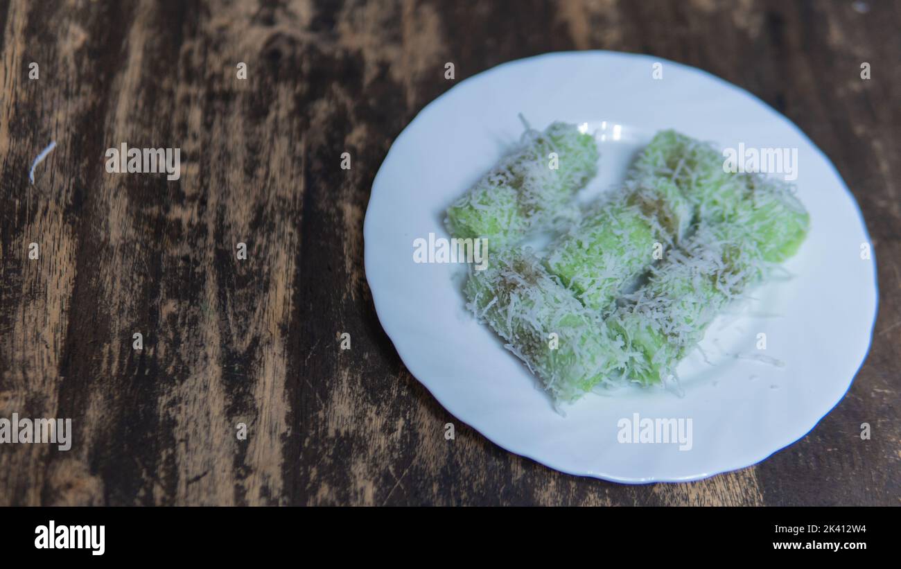 Food bamboo tubes hi-res stock photography and images - Alamy