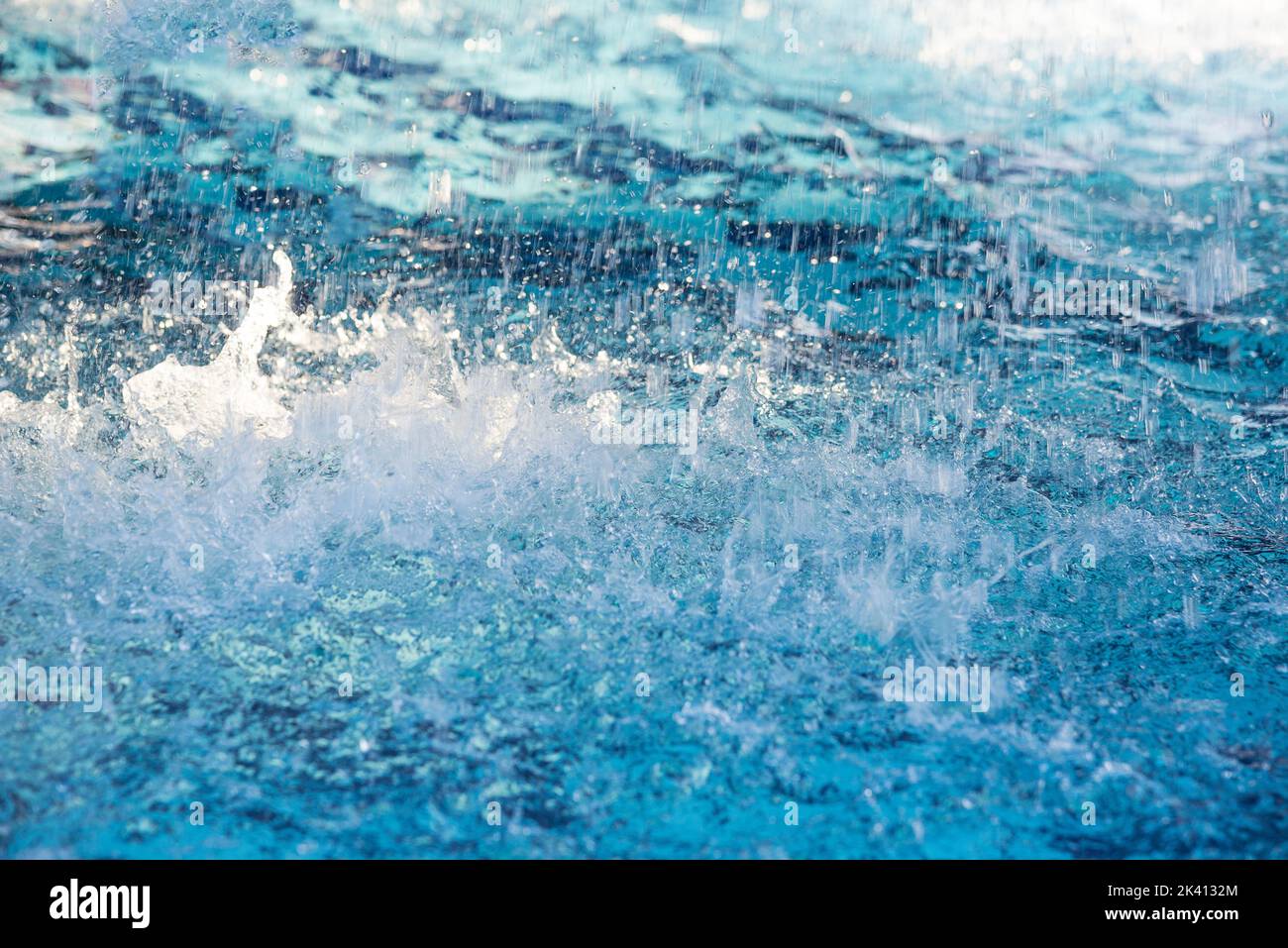 Heavy rain is falling into the swimming pool Stock Photo - Alamy