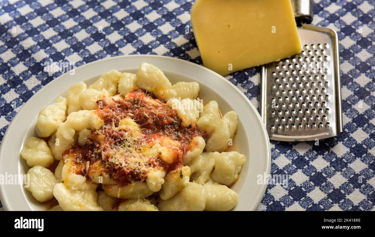 Argentine cook hi-res stock photography and images - Alamy