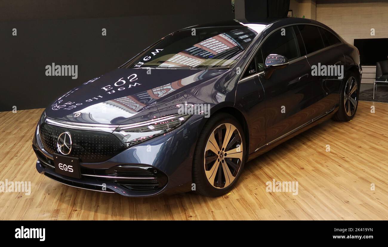 Photo taken in Tokyo on Sept. 29, 2022, shows Mercedes-Benz's EQS electric vehicle. The high-end ...